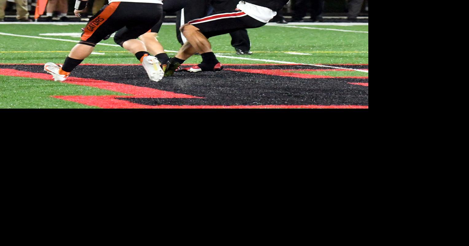 Decker catch | Sports | thecourierexpress.com