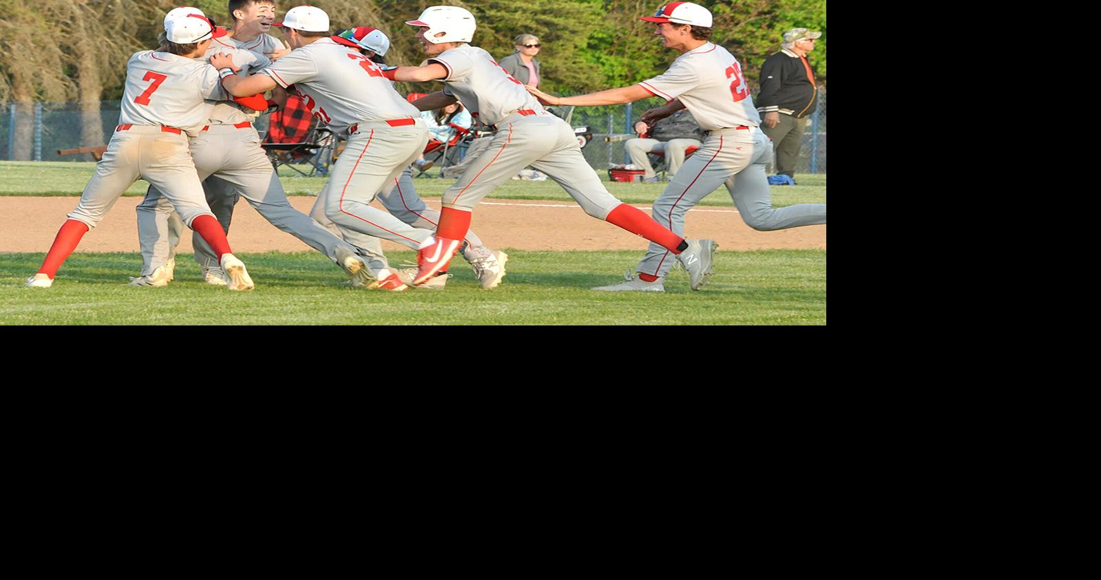 KSAC champs: Bulldogs rally past Moniteau, 8-7 | Sports ...