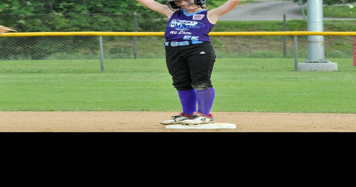 Kara Fleming double celebrate | Sports | thecourierexpress.com