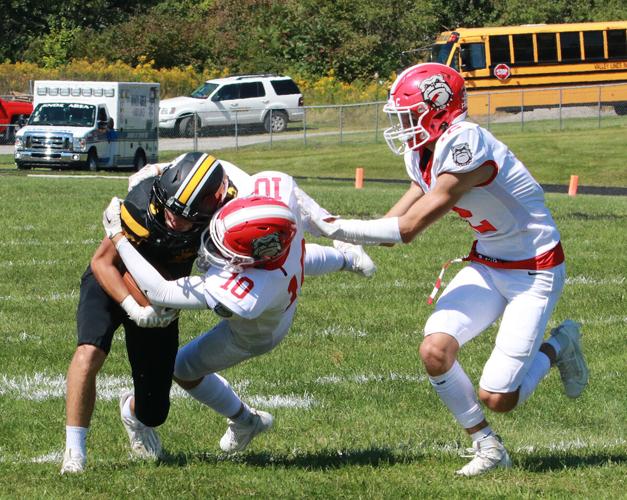 Ground and pound: Bulldogs pull away from Panthers, 42-9 | Sports ...