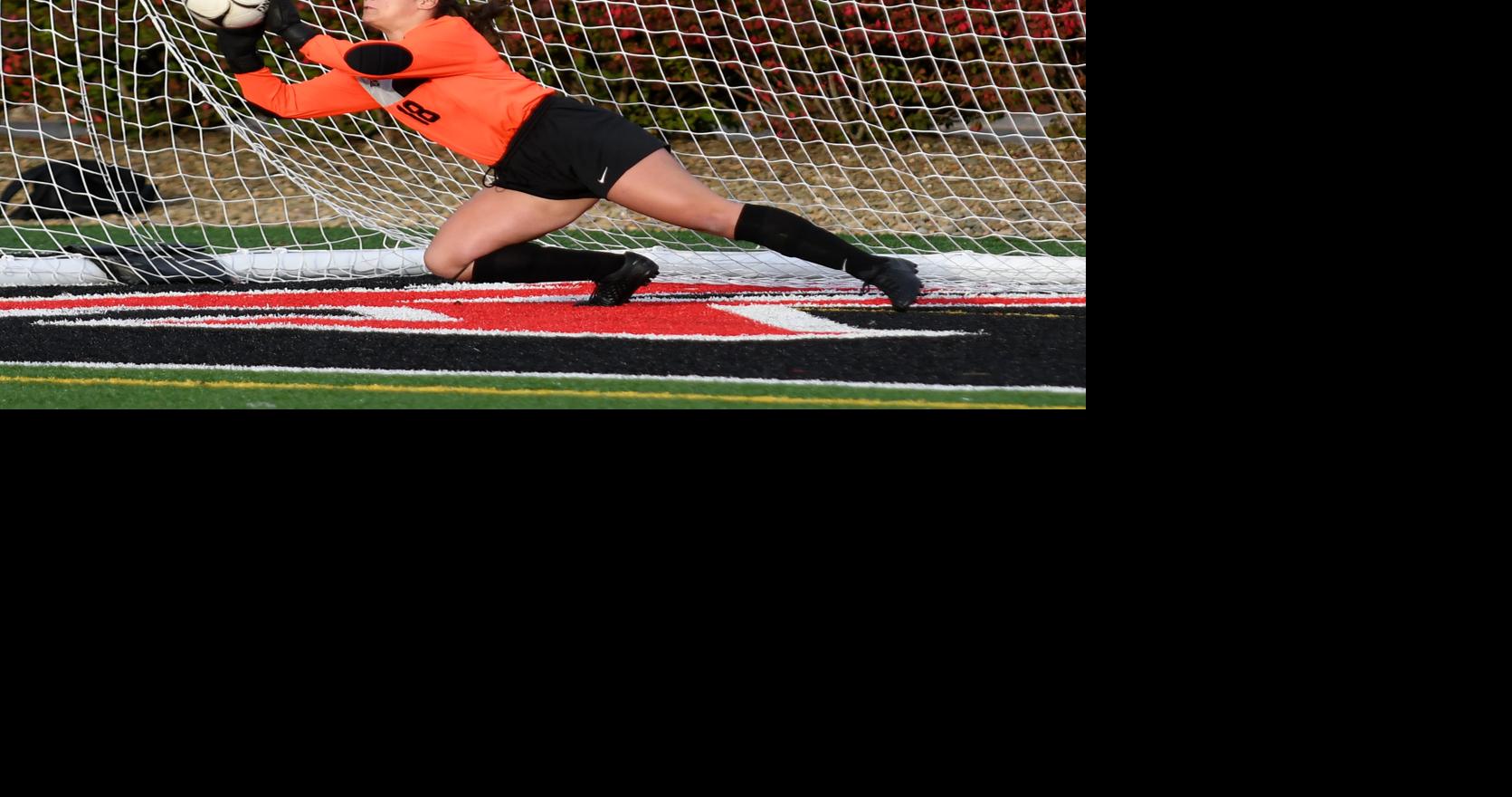 Lady Rovers headed back to D-9 finals | Sports | thecourierexpress.com