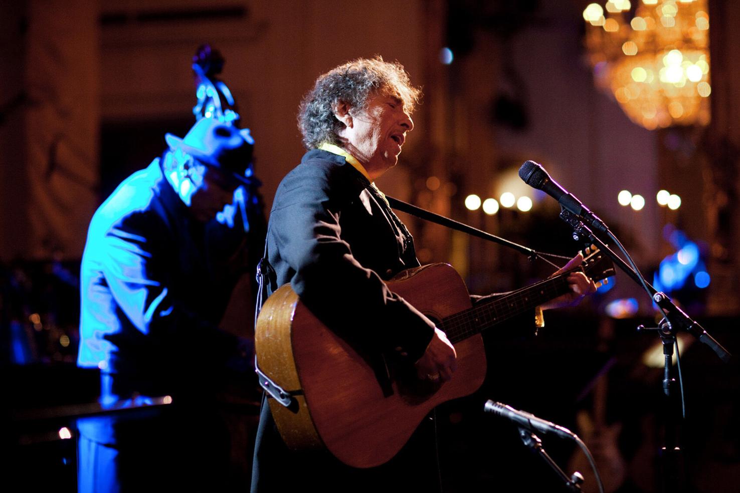 Iconic artist Bob Dylan to perform at Ball State on Mar. 31 | News ...