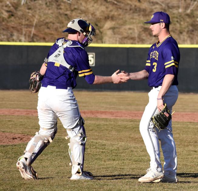 West Chester baseball sweeps MU | Sports | thedailyreview.com