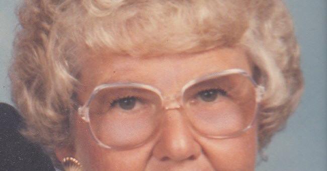 Ruth Cook Moore, 90 | Obituaries | thedailyreview.com