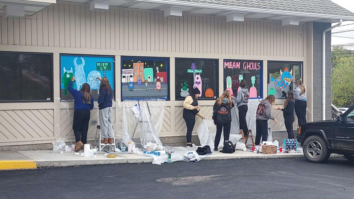 Towanda students paint the town spooky | Local/Regional ...