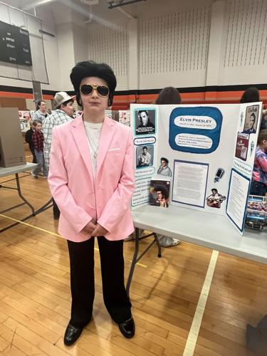 Towanda sixth-graders host Living Wax Museum | Local/Regional ...