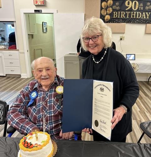 Ray Merrill turns 90 | Local/Regional | thedailyreview.com