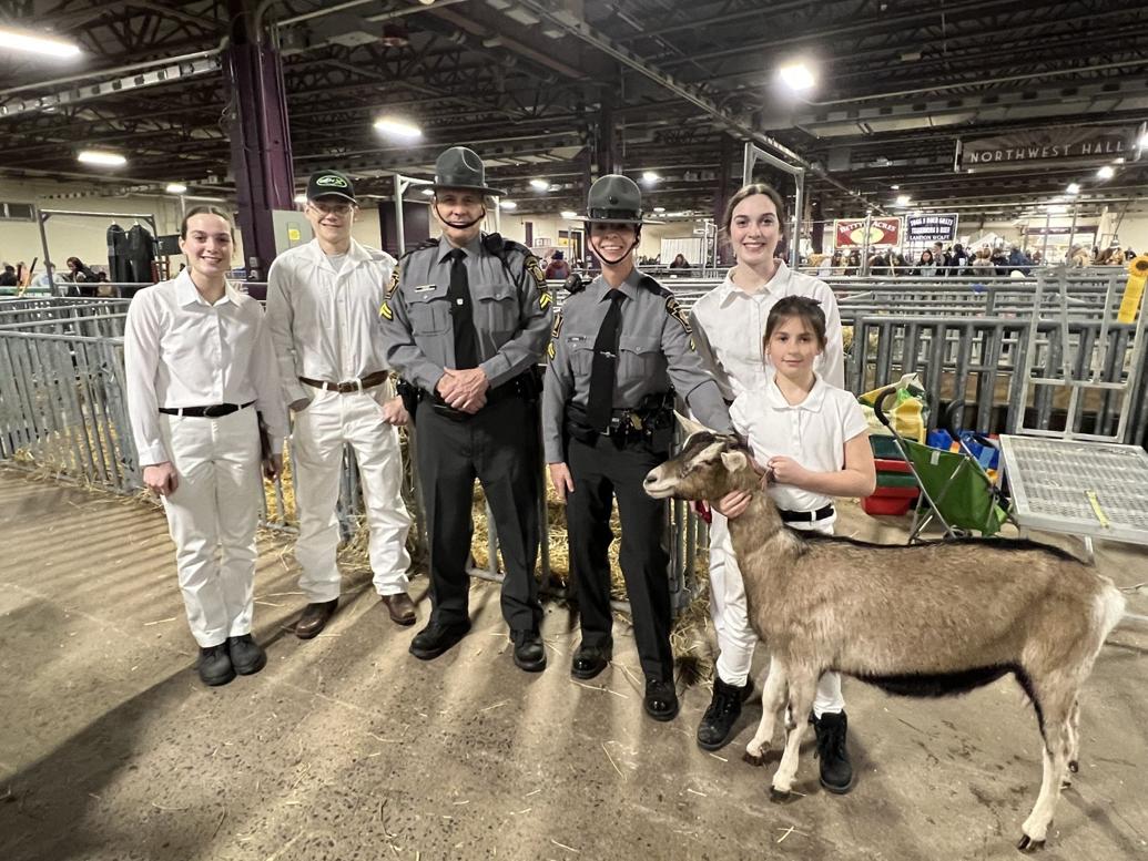 Page F1 | Digital Edition | thedailyreview.com