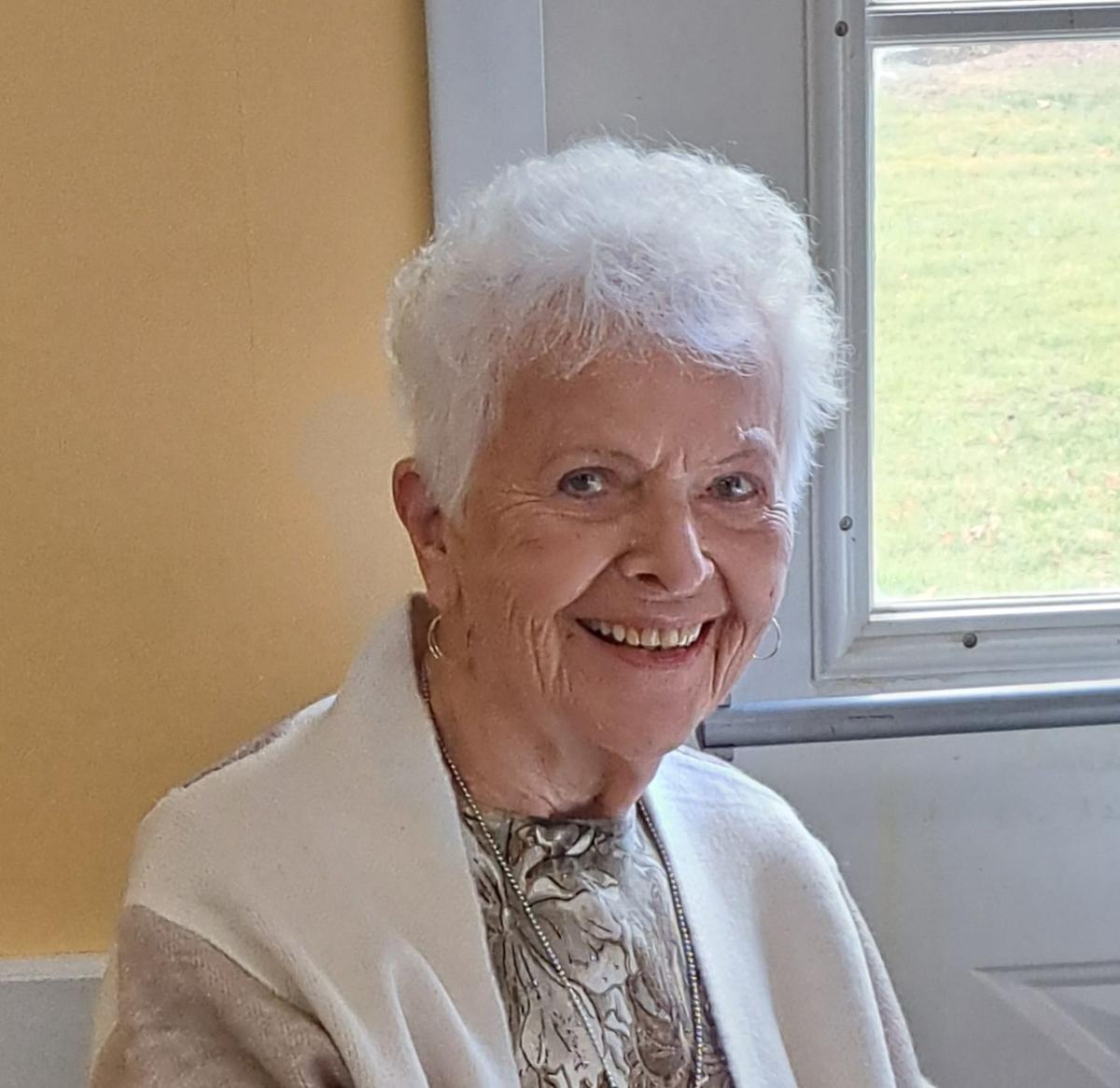 Obituaries | thedailyreview.com