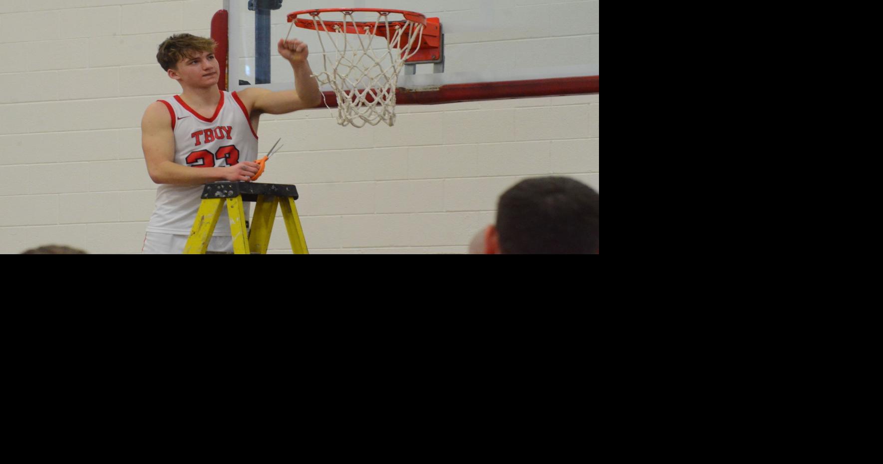 Troy boys basketball caps off stellar regular season with NTL Showdown ...