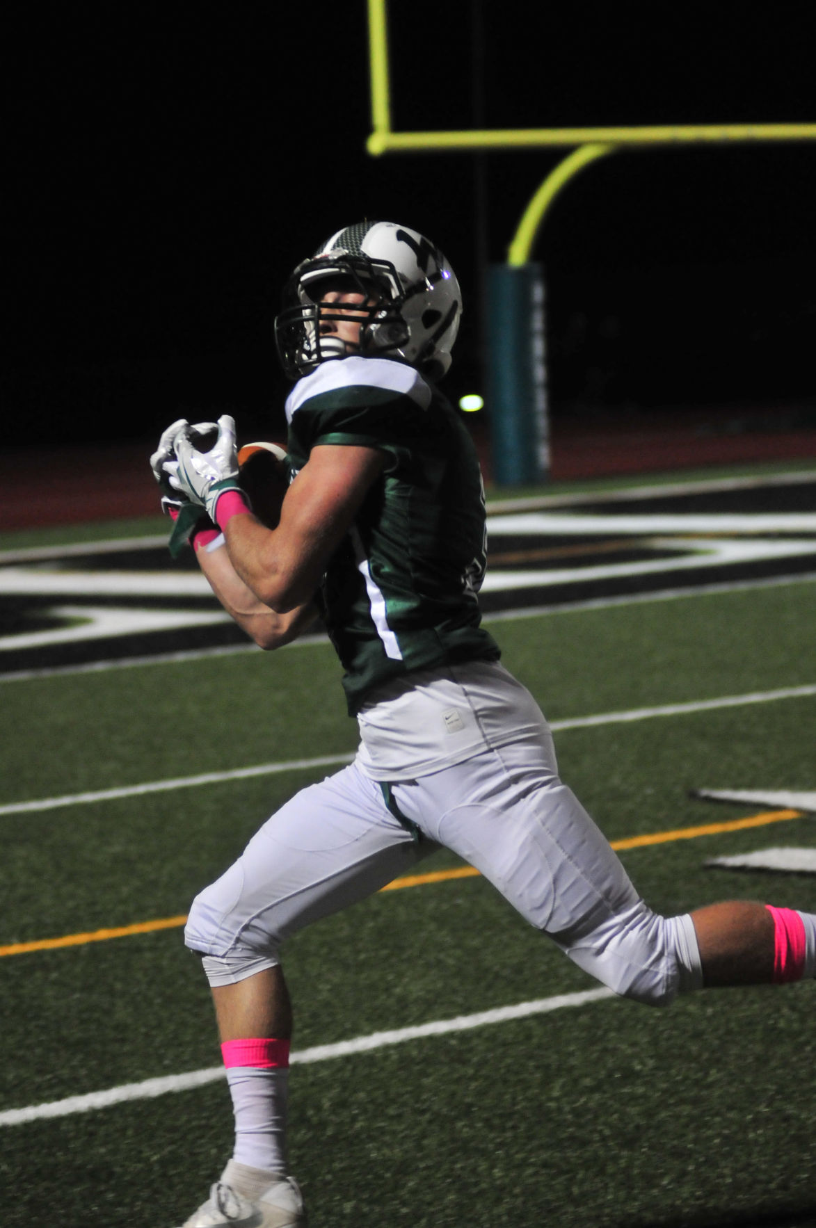 Wellsboro football tops Wyalusing | Sports | thedailyreview.com