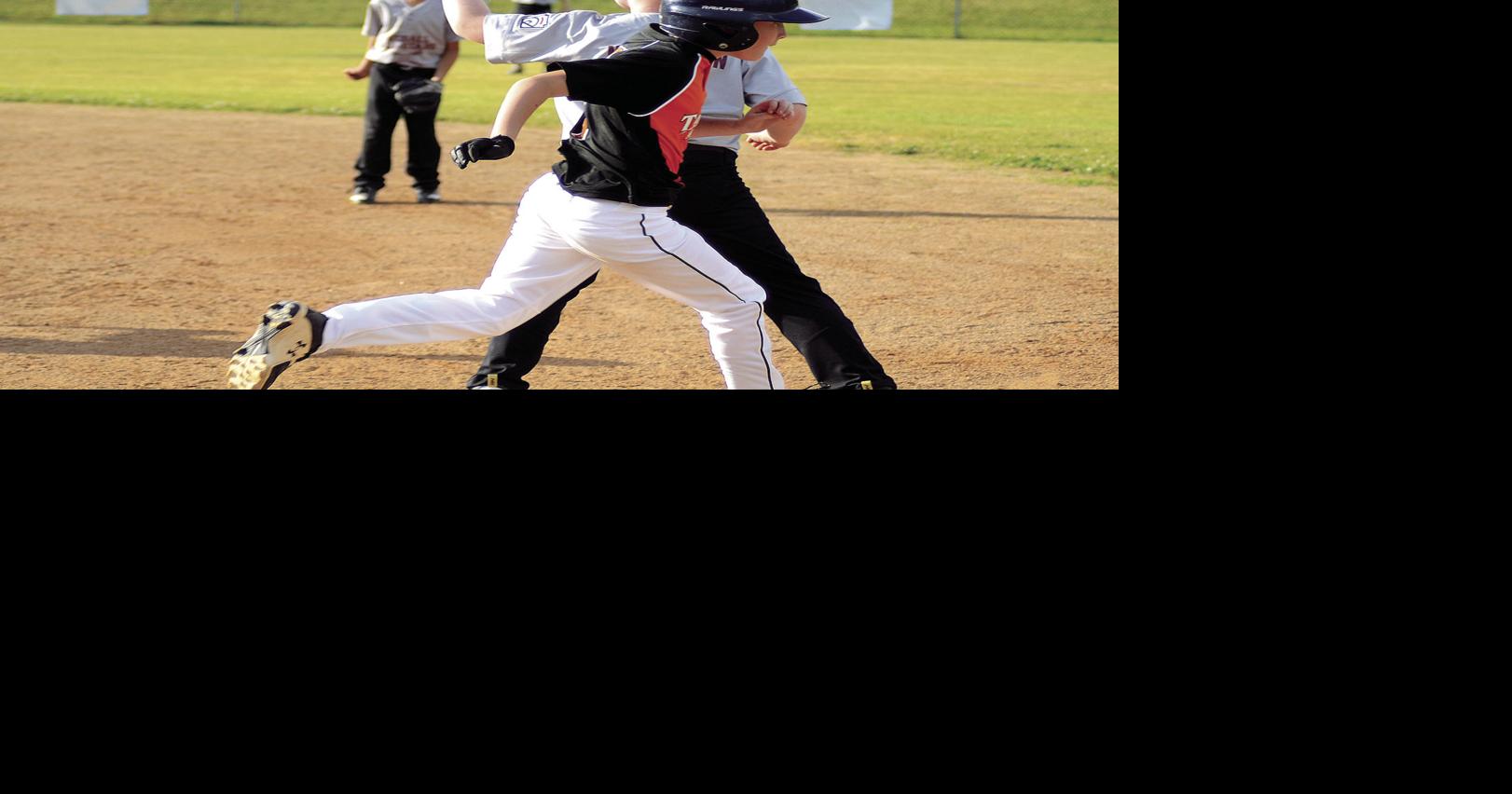Towanda minors roll to win in bracket opener | Sports | thedailyreview.com