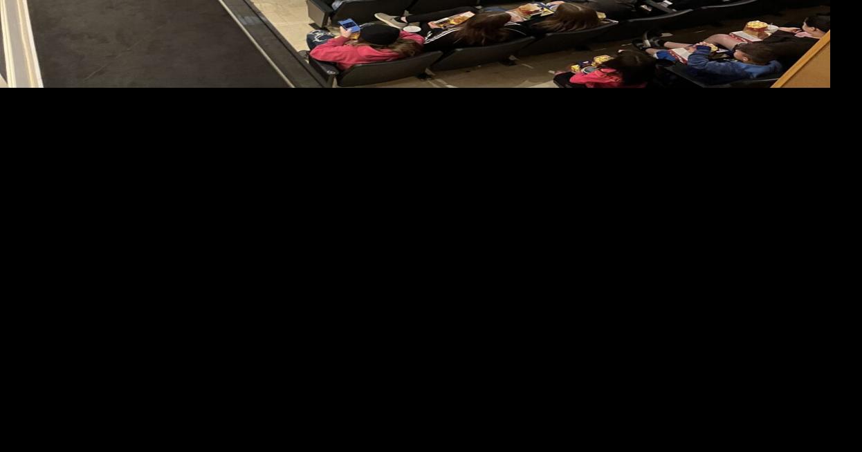 ‘Mario Bros.’ movie brings sold out crowd to Rialto | Local/Regional ...