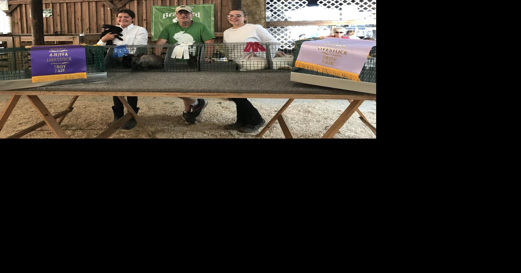 4-H/FFA market rabbit show champions | Local/Regional | thedailyreview.com