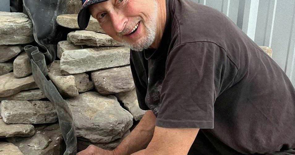 Keith Eric Burgess, 79 | Obituaries | thedailyreview.com
