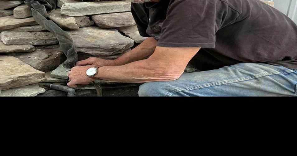 Keith Eric Burgess, 79 | Obituaries | thedailyreview.com