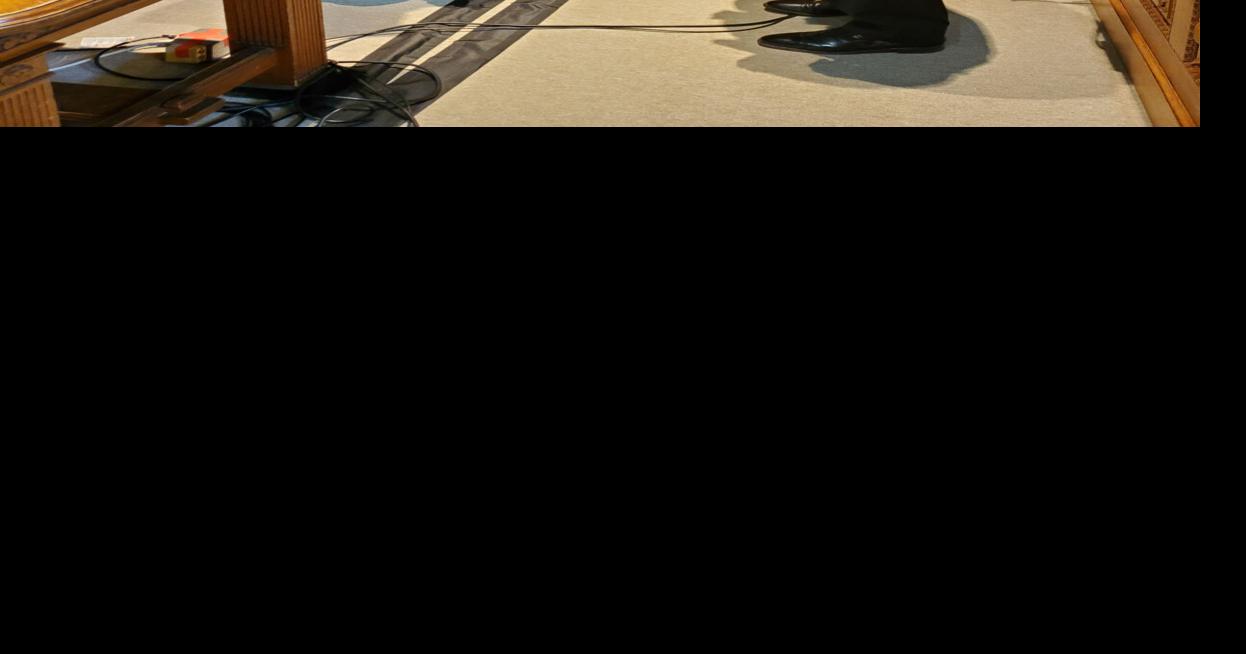 Ondrey sworn in as district attorney | Local/Regional | thedailyreview.com