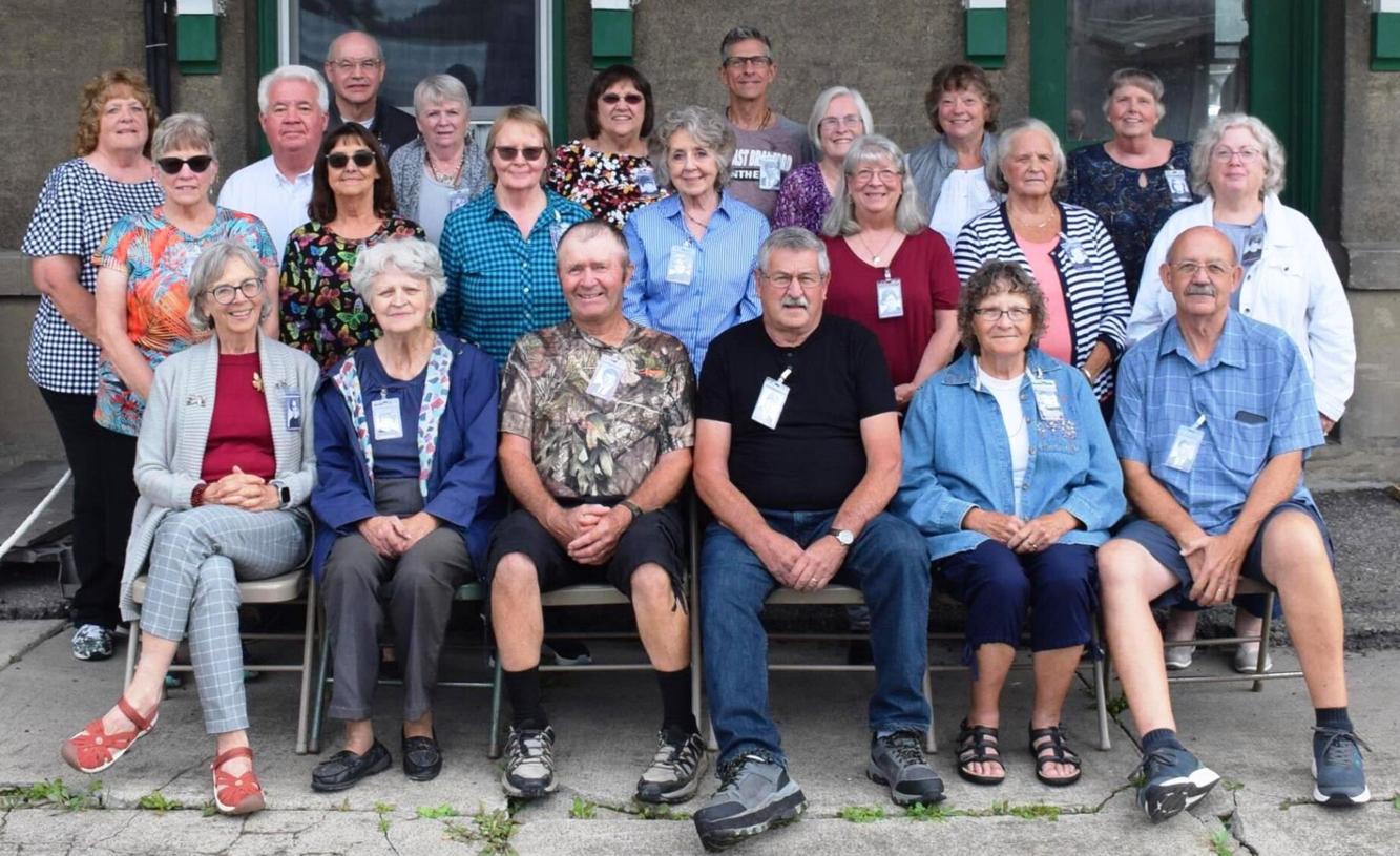 NEB Class of 1970 holds reunion | Local/Regional | thedailyreview.com