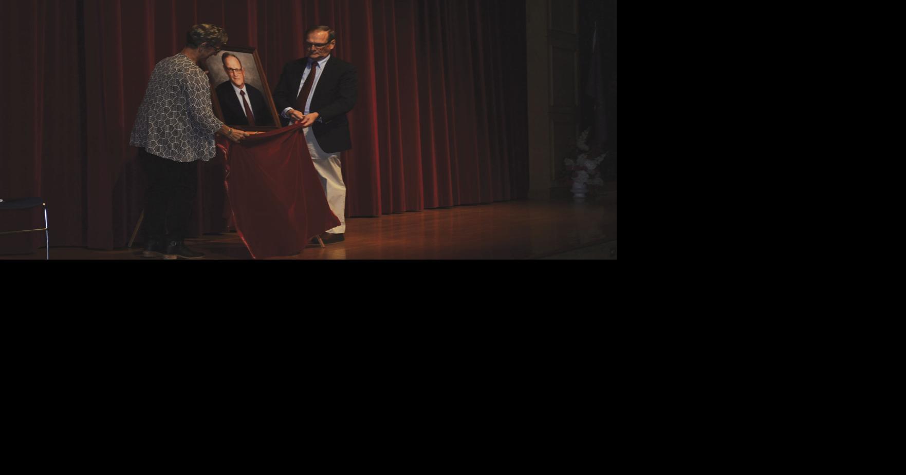Troy Hall of Distinguished Alumni inducts Richard Husband into its ...