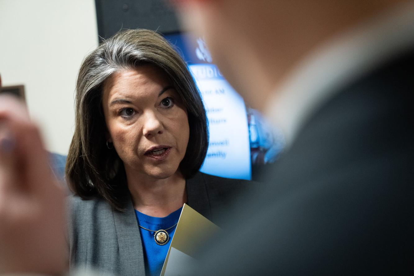 Congress Craig | Ap | thedailyreview.com