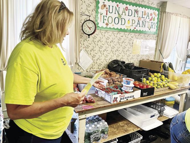 Volunteers are at the heart of area food pantries | Lifestyles ...