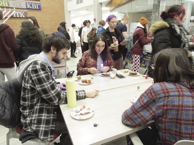SUNY Oneonta students celebrate first night of Hanukkah | News ...