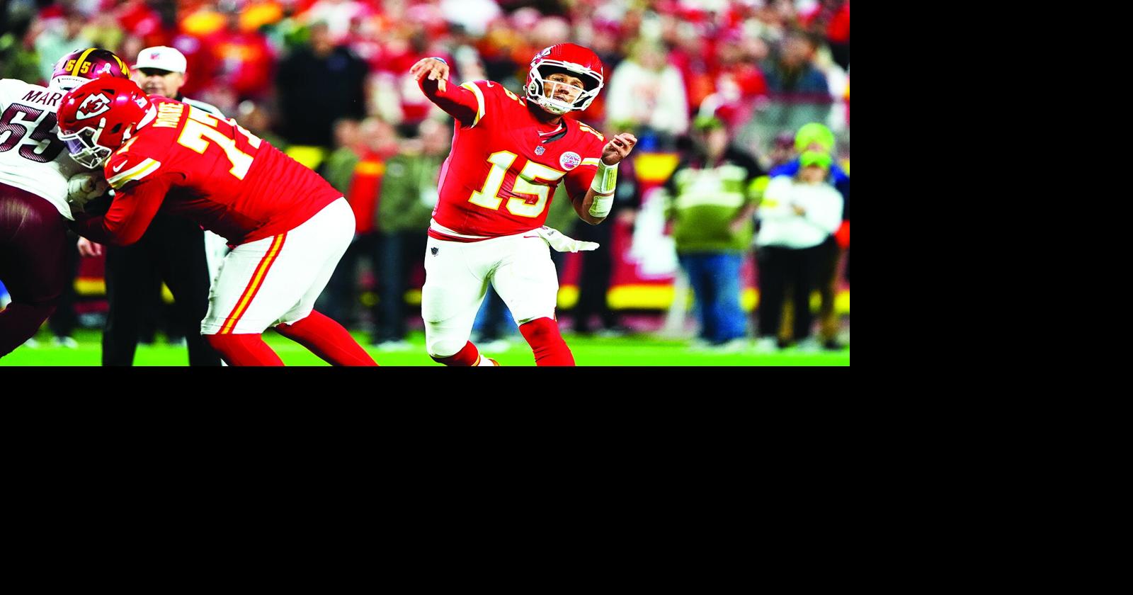 Mahomes on playing in front of Bills fans: 'They don't like us ...