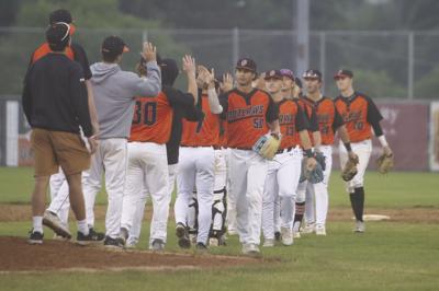 Outlaws sweep home doubleheader against Boonville; Green Wave play to 5 ...