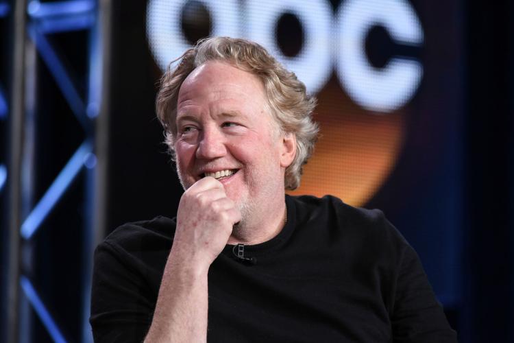 'West Wing' actor Timothy Busfield turns himself in to face child sex ...
