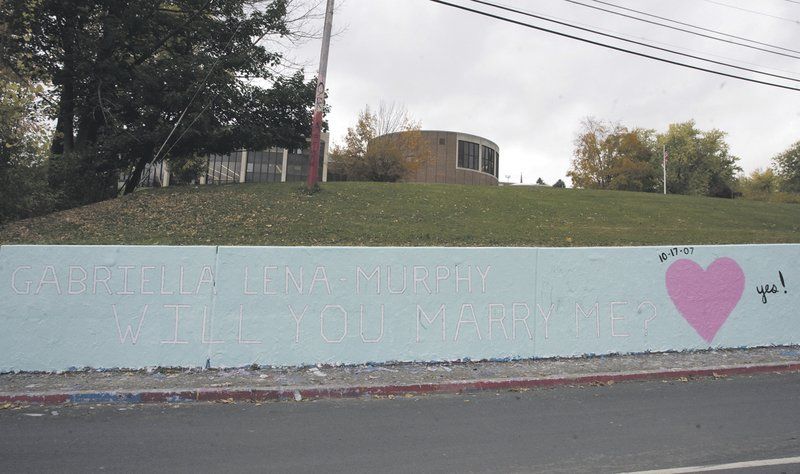 On the Bright Side: Boyfriend proposes via Hartwick College wall ...