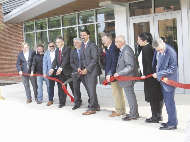 SUNY Oneonta unveils renovations with visit from chancellor | Local ...