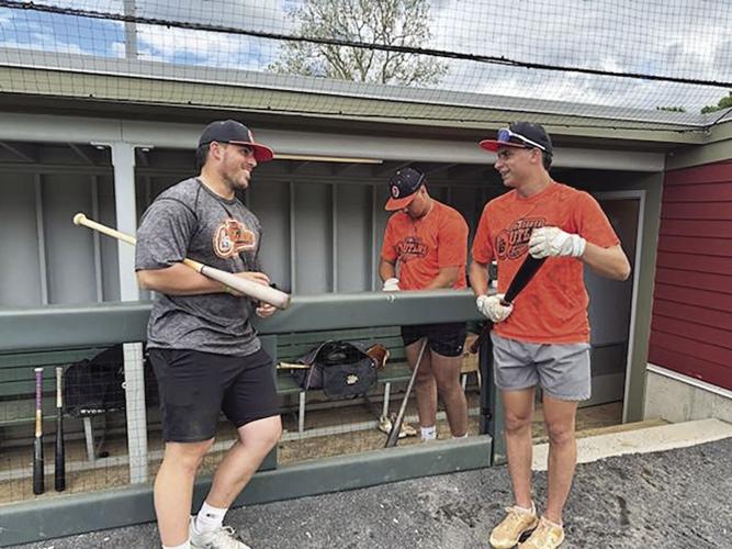 Lifestyle: Outlaws come from near and far for an Oneonta summer ...