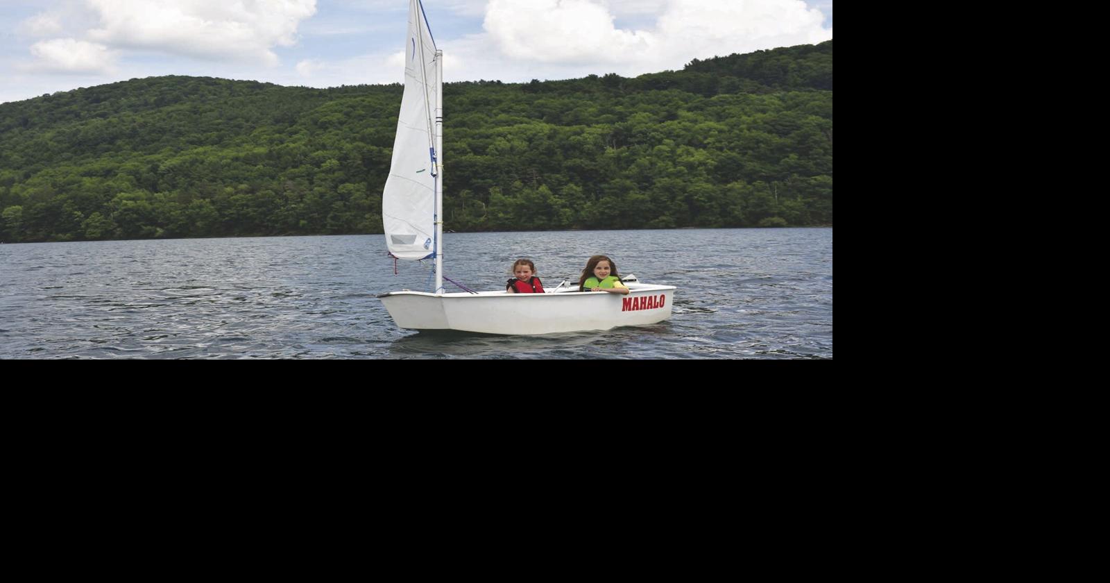 Sailing club teaches kids the ropes | | thedailystar.com