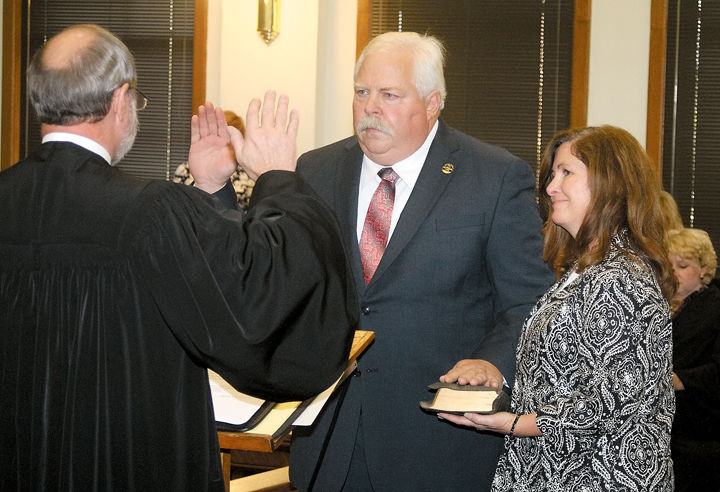 Moon re-elected County Commission chairman | News | thedailytimes.com