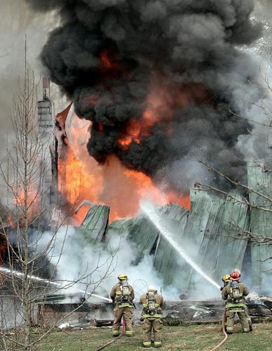 Blount County firefighters haul in water to fight house fire on Reagan ...