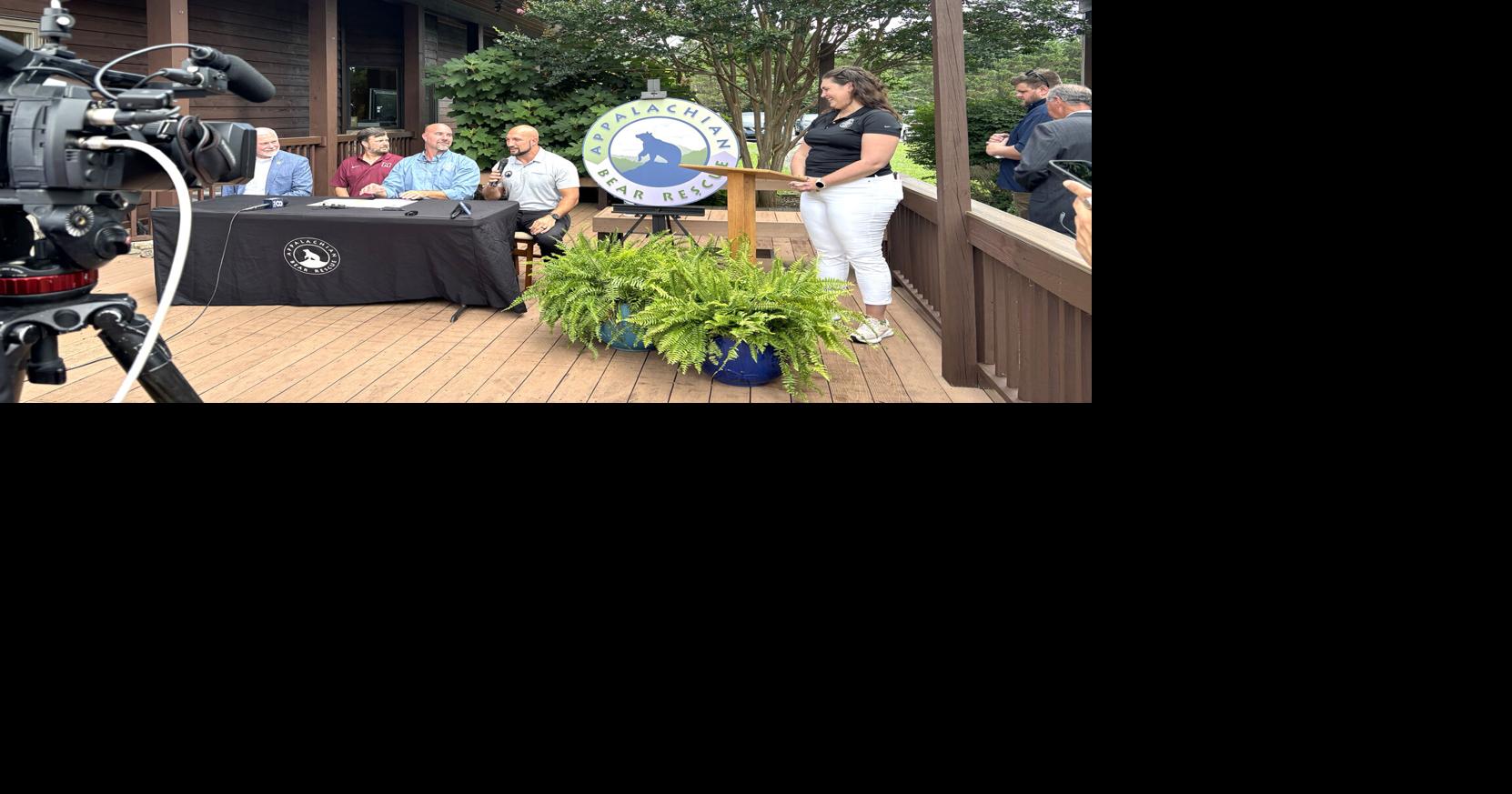 Bears once more: Appalachian Bear Rescue, TWRA sign agreement to ...