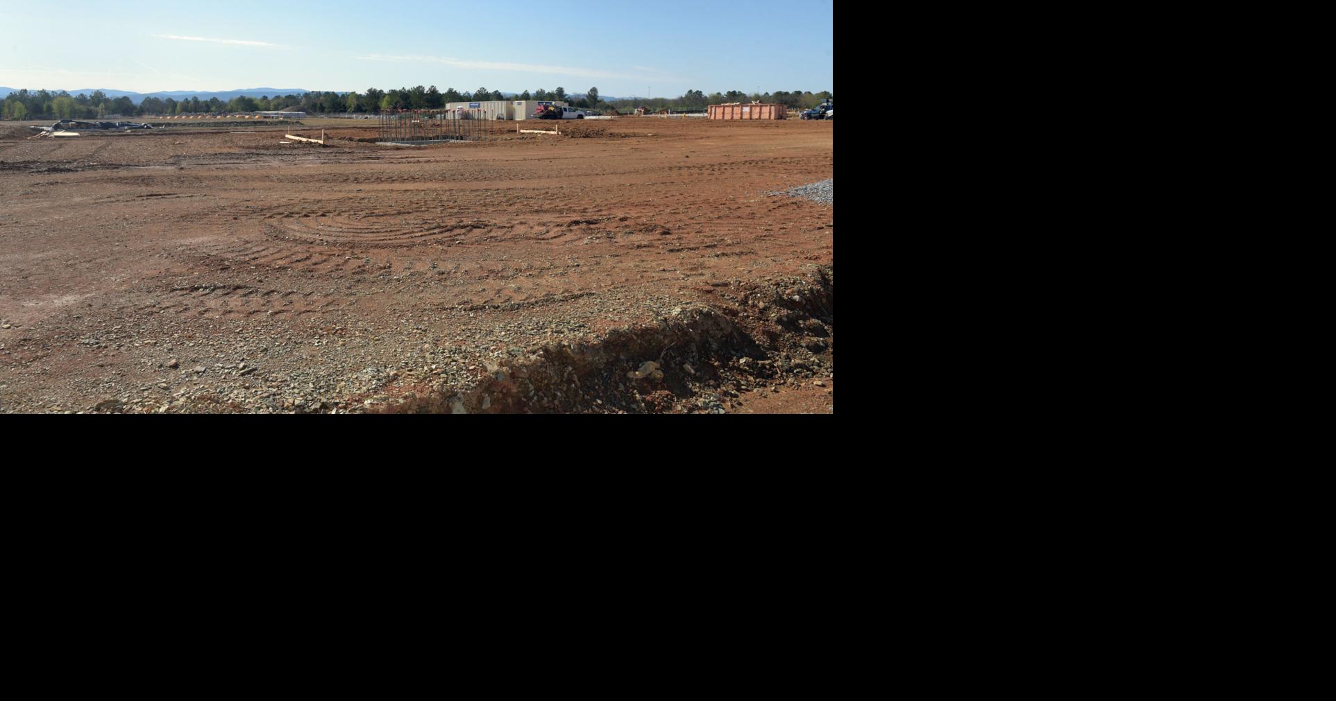 A vital event: A 300-unit apartment complex breaks ground in ...