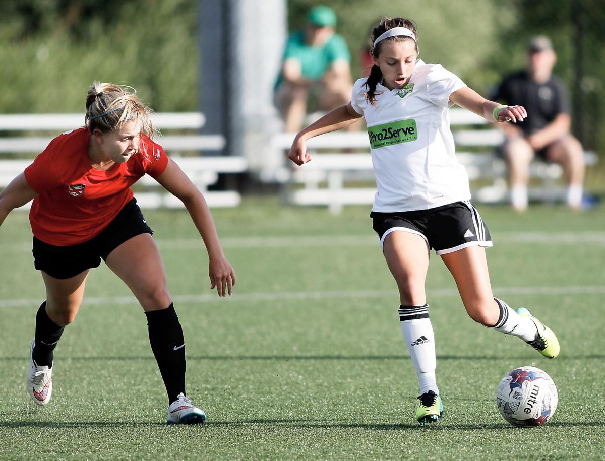 Lady Force down 'Bama for first win | Sports | thedailytimes.com