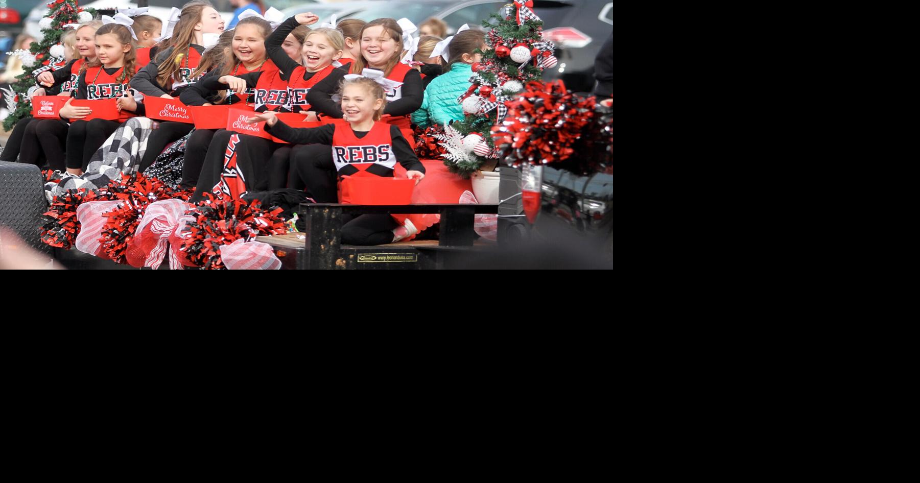 PHOTO GALLERY: Blount County Jaycees Christmas Parade | Gallery | thedailytimes.com