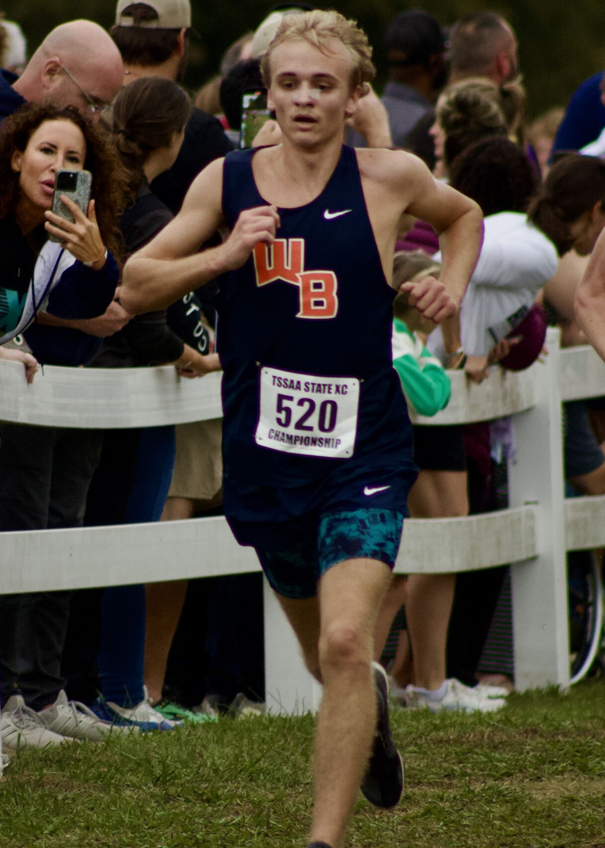 Mitchey, Thomas and Babbit went wire-to-wire as area's top runners ...