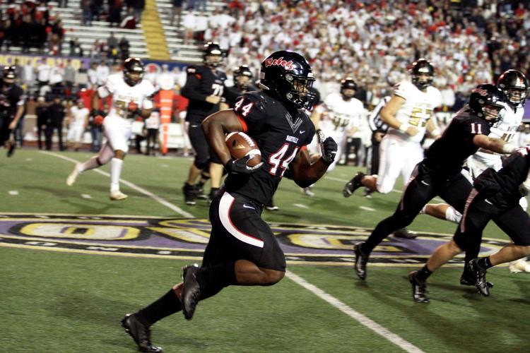 Maryville's Tee Hodge signs with Tennessee, excited for the process ...