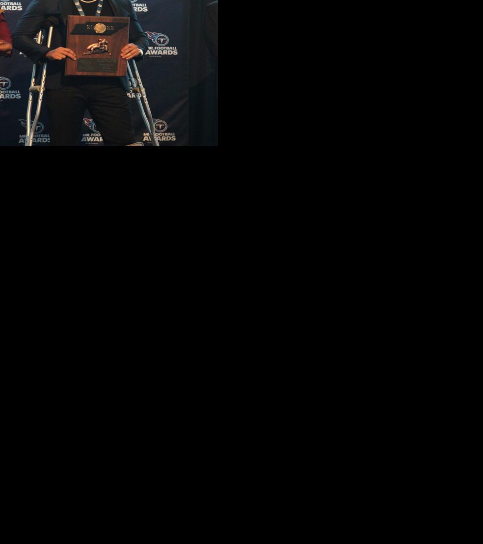 Alcoa's Lance Williams joins elite company, wins Class 3A Mr. Football ...