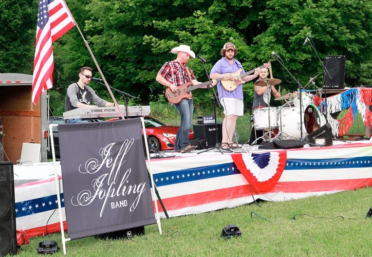 'THE ROCKETS' RED GLARE:' East Tennessee preps for a July Fourth ...