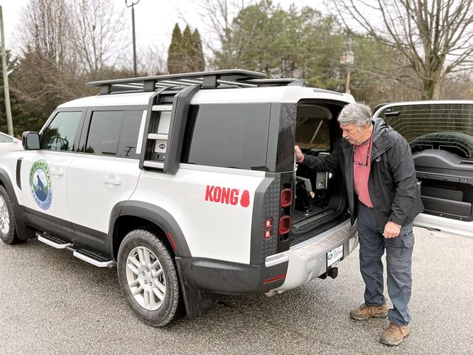 Emaciated bear arrives at Appalachian Bear Rescue in new Land Rover ...
