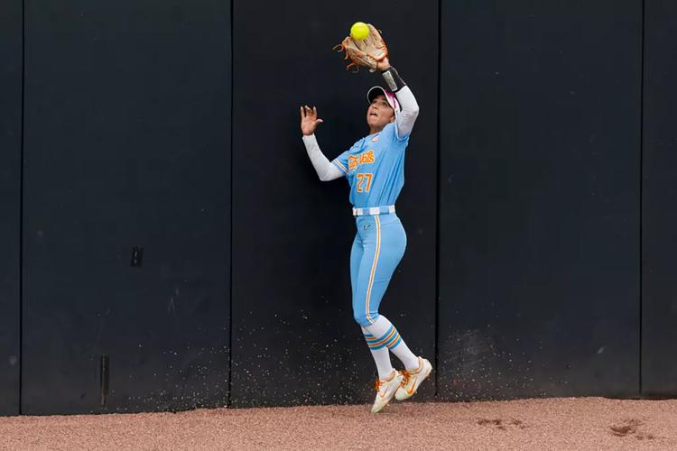 Connection leads Lady Vols to Women’s College World Series | Sports ...