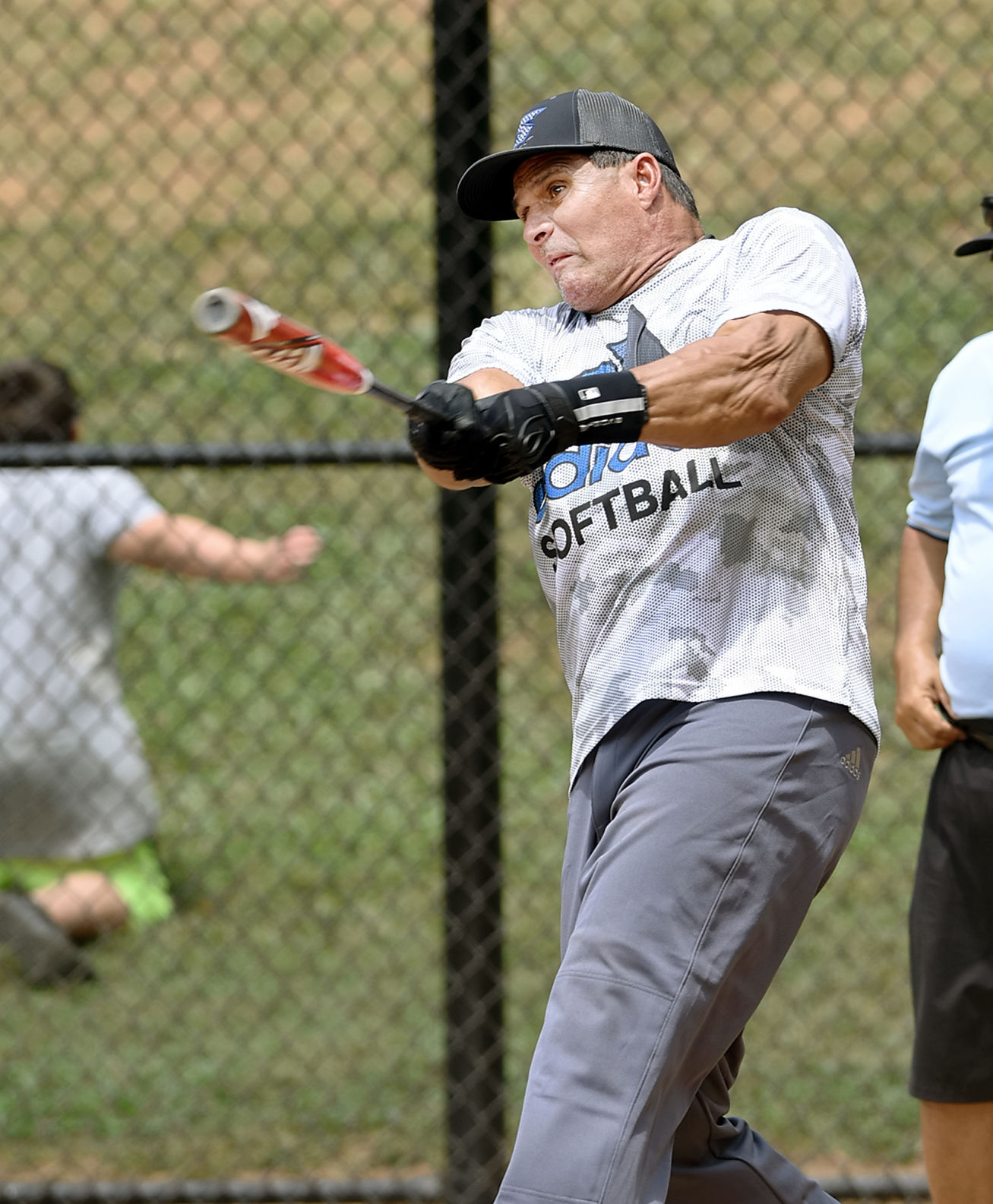 Former AL MVP Jose Canseco brings hitting skills to Maryville | Sports ...