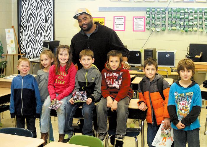 ‘Children I was meant to help’: Former Vol donates presents to Montvale ...