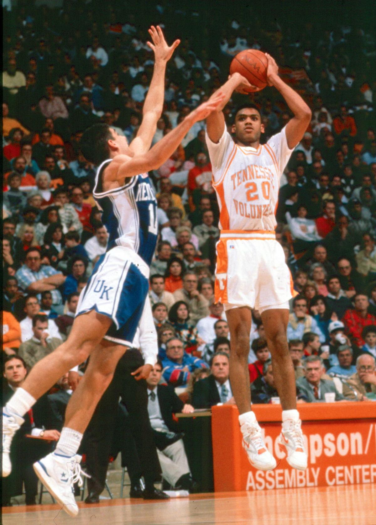 Houston credits Alcoa roots at Sports Hall of Fame induction | News ...