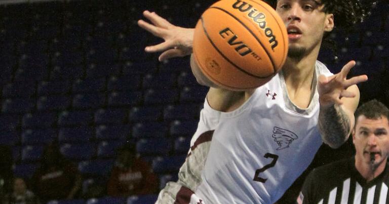 Jahvin Carter scores deciding basket as Alcoa beats Frederick Douglass ...