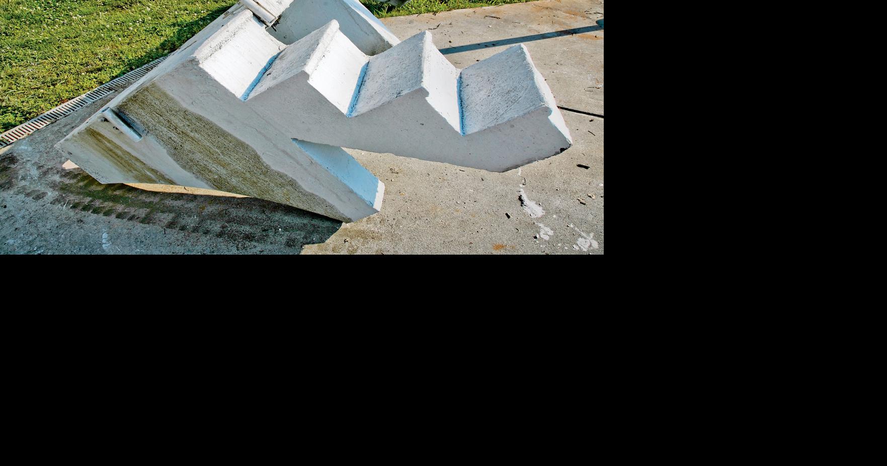 Out with the old: 84-year-old diving platforms removed from Springbrook ...